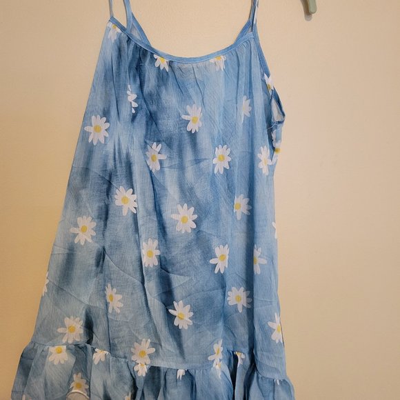 Tops | Daisy Tank Top | Poshmark